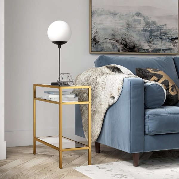 Mila sidebord - Gull - 3295,- - Lampebord - Trendrom.no