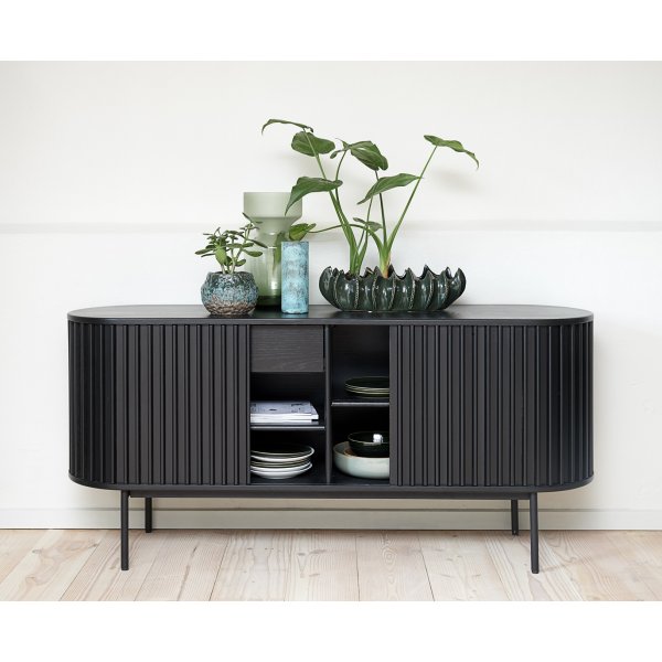 Sierra skjenk i sortbeiset eik med lukkede dører - 13995,- - Sidebord ...